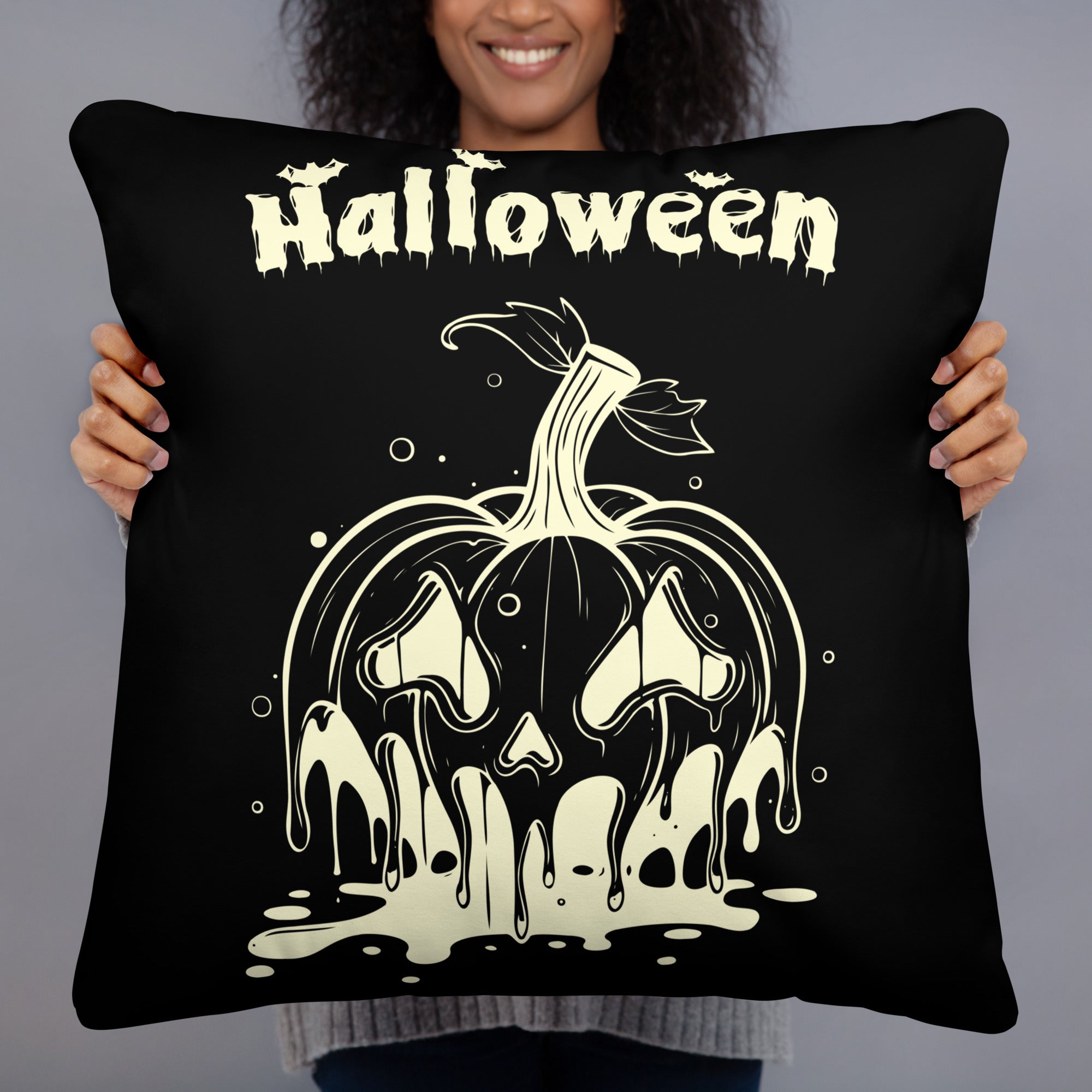HALLOWEEN ACCENT PILLOW – SCAMP+TRAMP